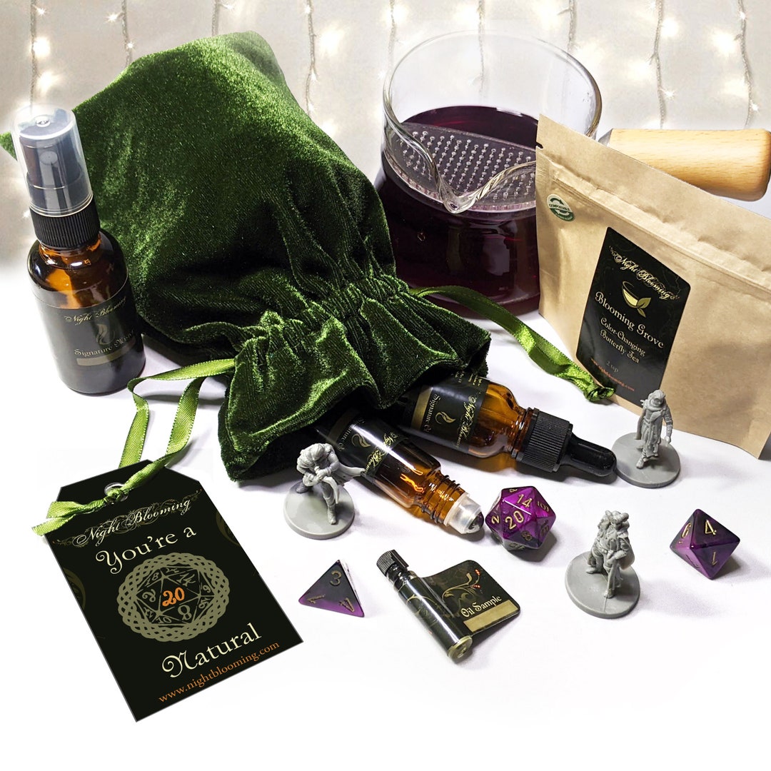 Merry Critmas / Happy Birthday Gift Bag / Dice Bag With Critical Role ...