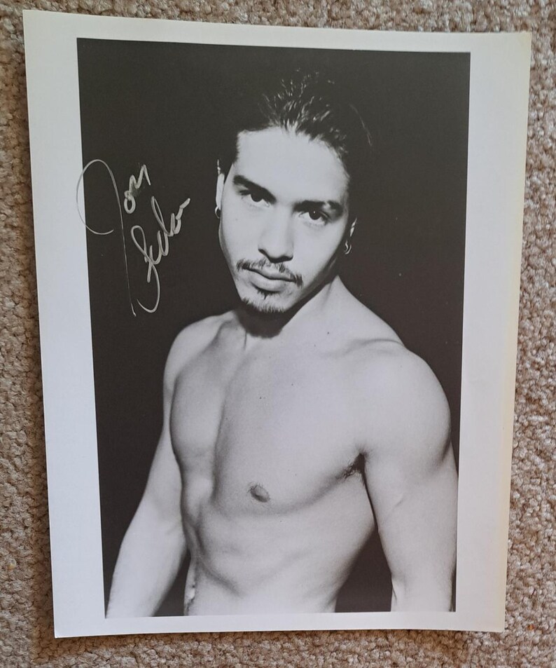 Selena Official Movie Press Kit-complete, With Selena 10th Anniversary ...