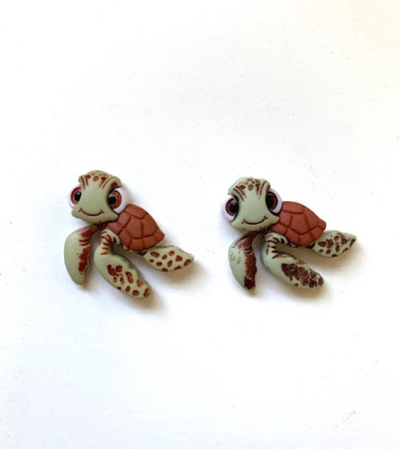 Disney Sea Turtle Squirt Button Finding Nemo - Etsy