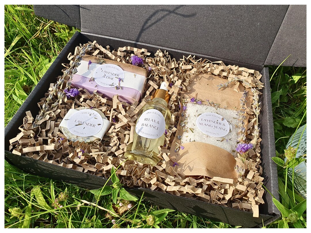 Lavender Spa Gift Box // RELAX & BALANCE // Natural Sustainable Eco ...
