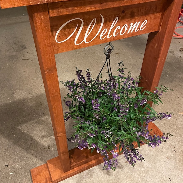 Woodworking Plans Hanging Plant Welcome Stand Plans for Woodworking ...