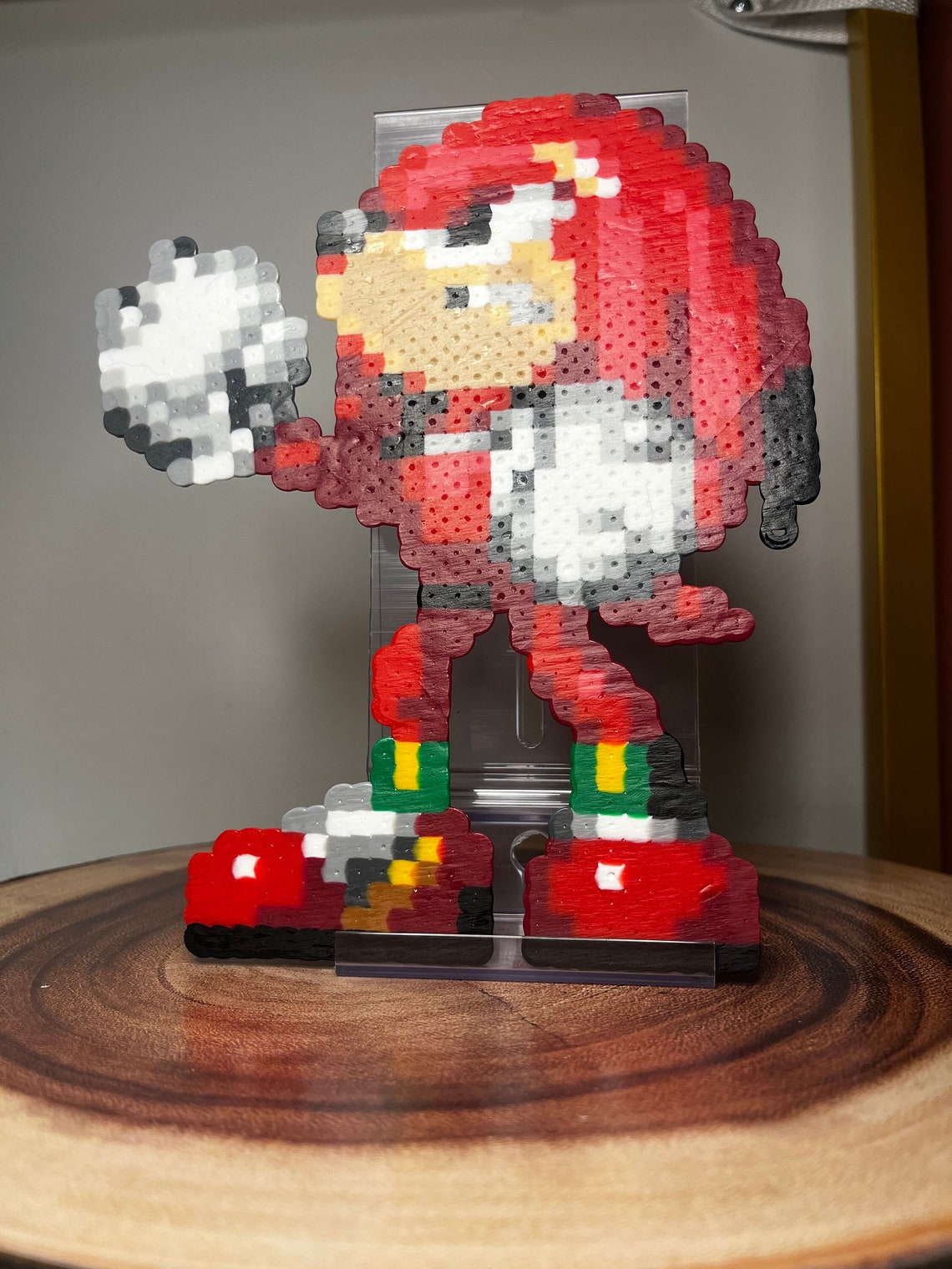 Pixel Art Knuckles Echidna. Sonic the Hedgehog 3. Perler Bead/ Fuse ...
