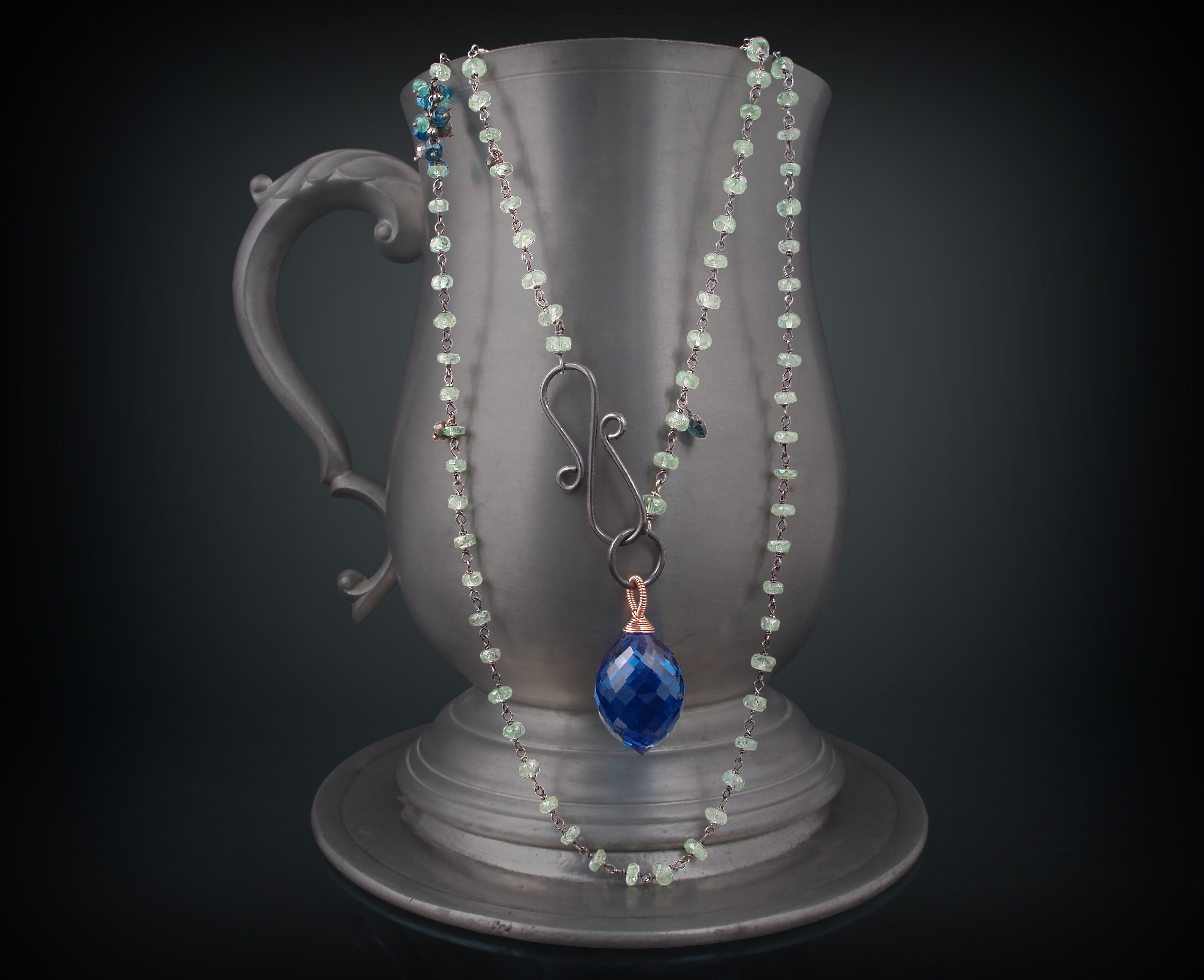 London Blue Topaz and Tsavorite Necklace - Etsy