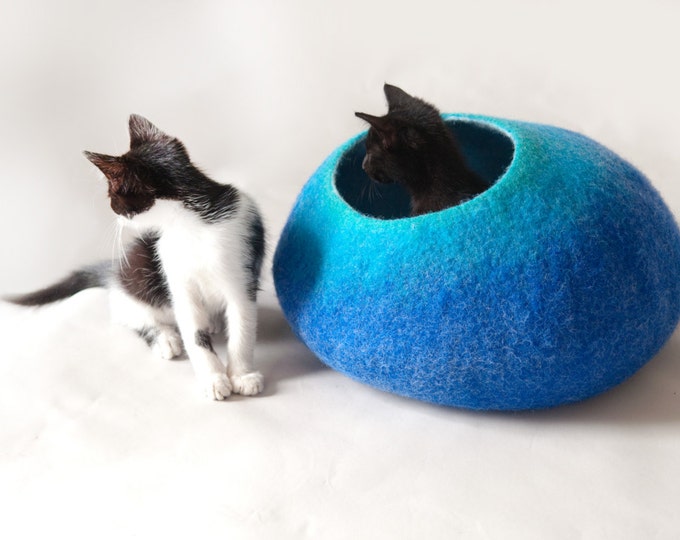 Cat Cave Nap Cocoon / Cat Bed / House / Cat, Dog, Pet Sleep Furniture ...