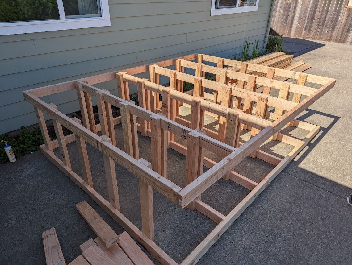 Ultimate 27-gallon Tote Storage Rack Plans | Garage Shelves Plans (5x5 ...