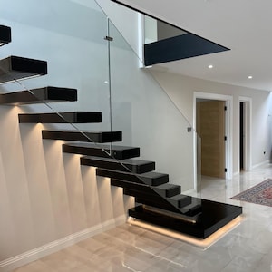 Floating / Cantilever Stairs, Oak Treads & Glass Balustrade, Led Lights ...