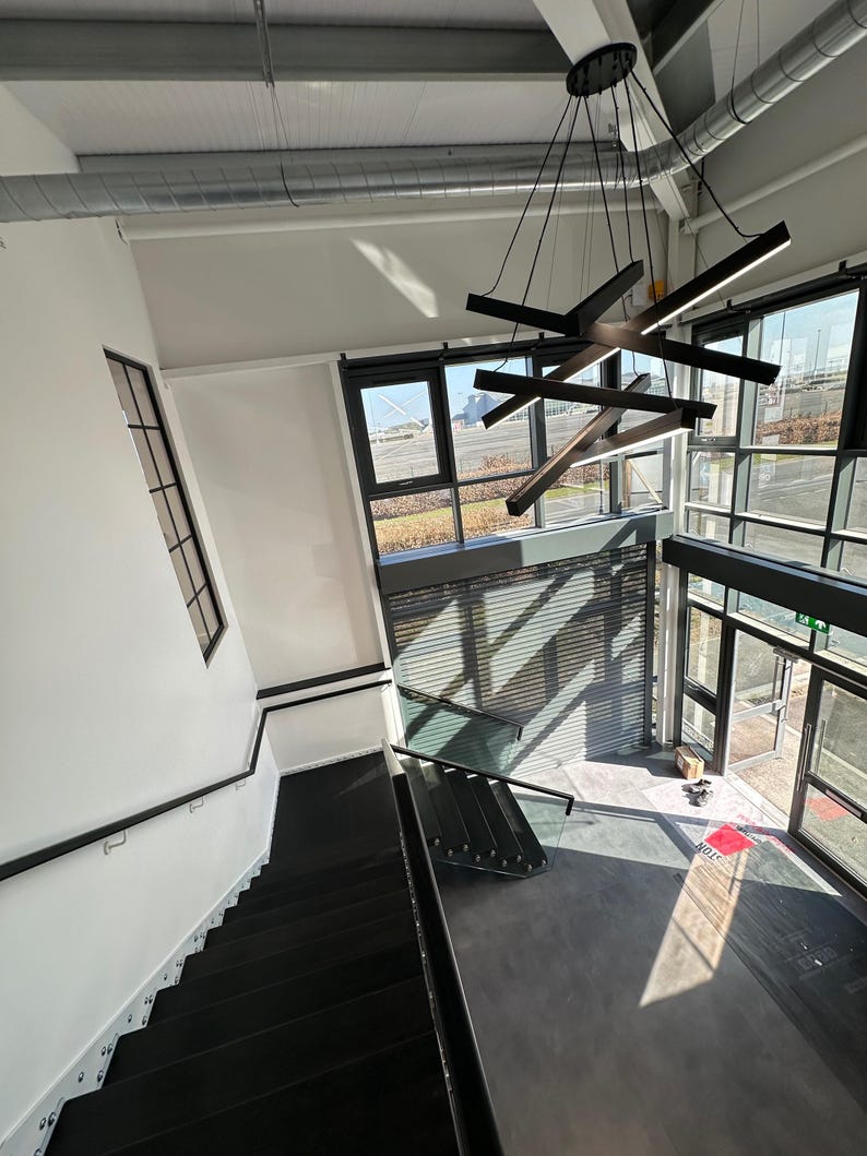 L-shaped Floating Staircase Design With Glass Balustrade / Cantilever ...