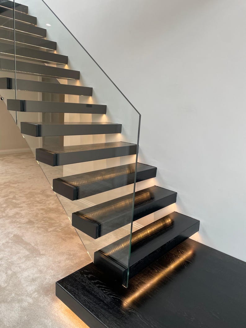 Floating / Cantilever Stairs, Oak Treads & Glass Balustrade, Led Lights ...