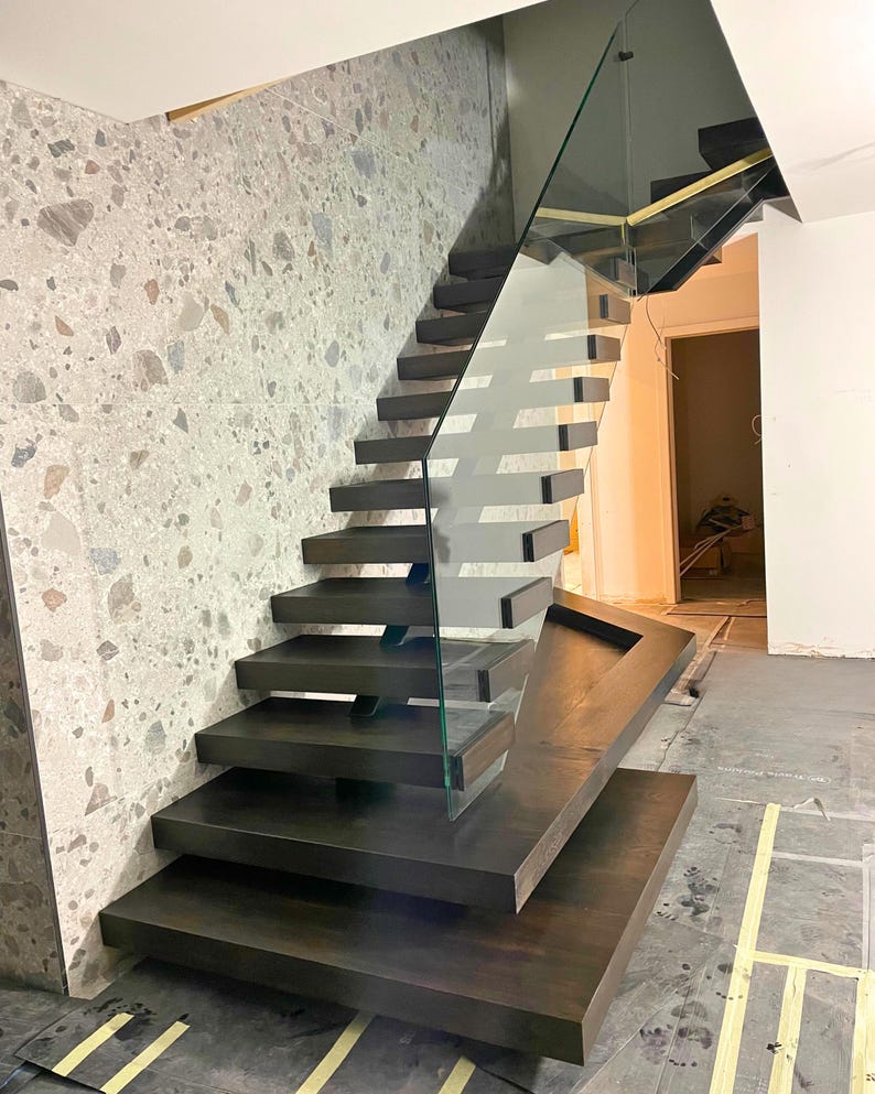 Central Spine Staircase Design / Modern Staircase - Steel & Oak Stairs ...