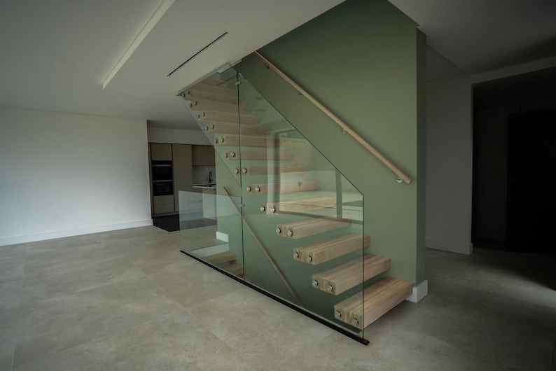 Floating Staircase / Cantilever Stairs/ Modern Stairs - Steel & Oak ...