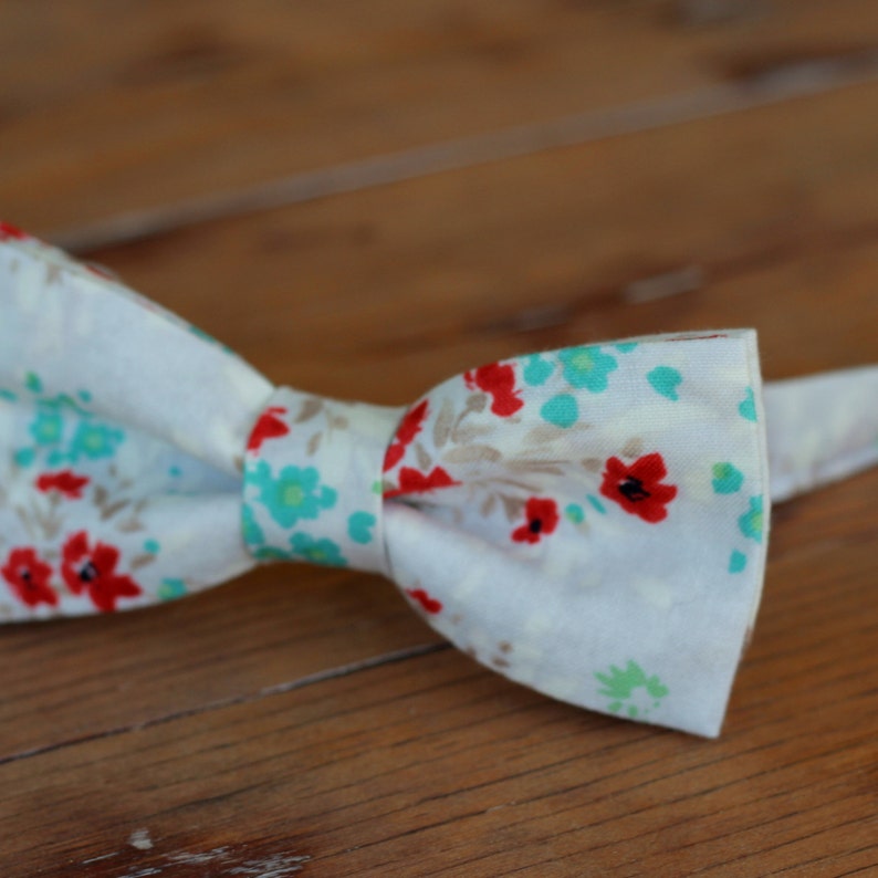 Boys Floral Bow Tie Boys Tan Gray Bow Tie Cotton Bow Tie | Etsy Boys Floral Bow Tie Boys Tan Gray Bow Tie Cotton Bow Tie | Etsy