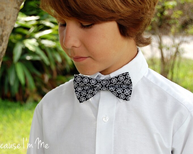 Kids Bow Tie Black | Solid Black Kids Bow Tie | Boys and Toddler Sized ...