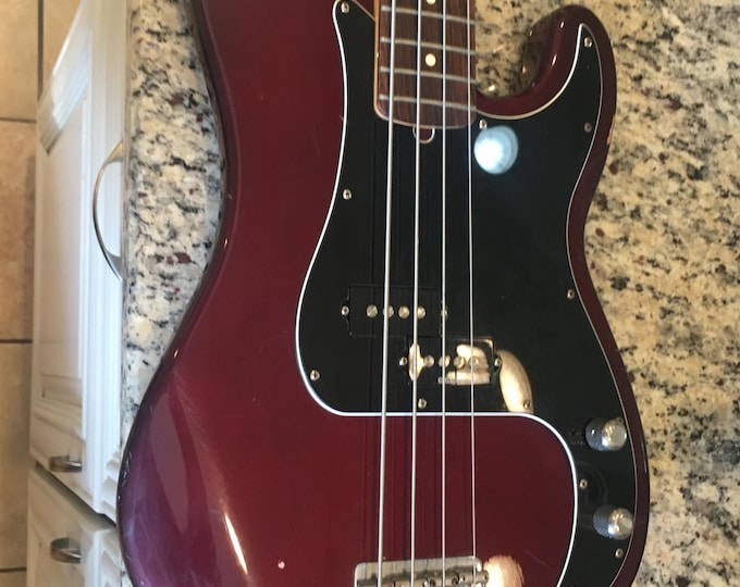 Vintage FENDER PRECISION BASS - Standard Bass (2001-2006) Excellent ...