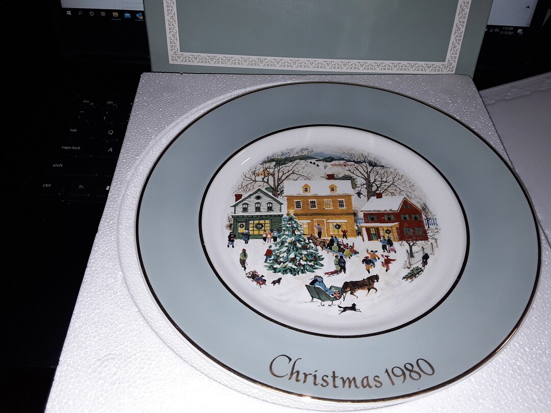 AVON Christmas Plate 1980 Christmas Memories "country Christmas ...