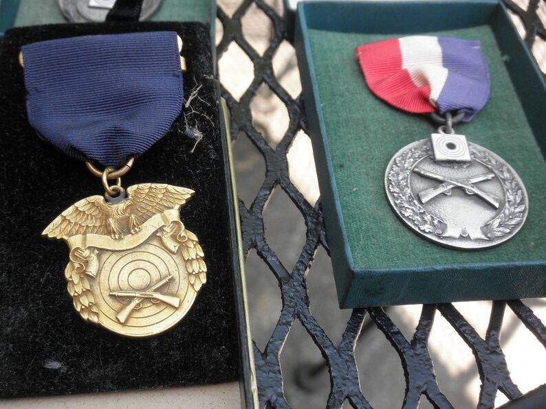 Set of 11 Vintage RIFLE MEDALS 1930s 1940s 1950s and 1960s Sharp ...