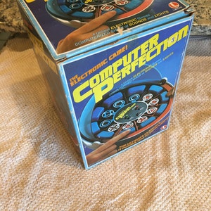 Vintage Electronic Game computer Perfection 1979 by Lakeside Games ...