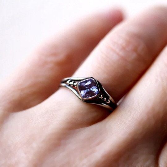 Alexandrite Ring June Birthstone Alexandrite Ring - Etsy Canada
