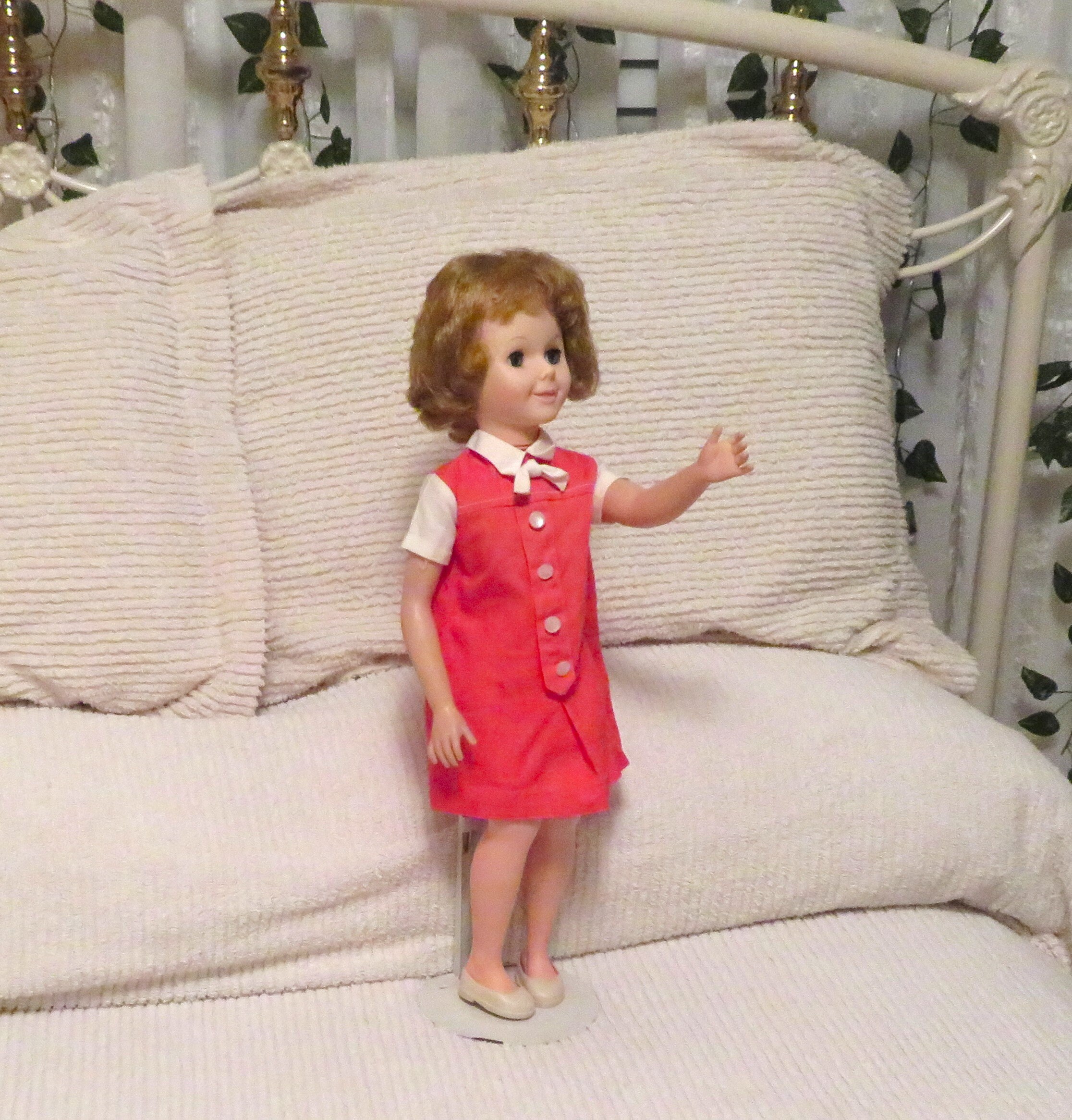 Susie Homemaker Costume