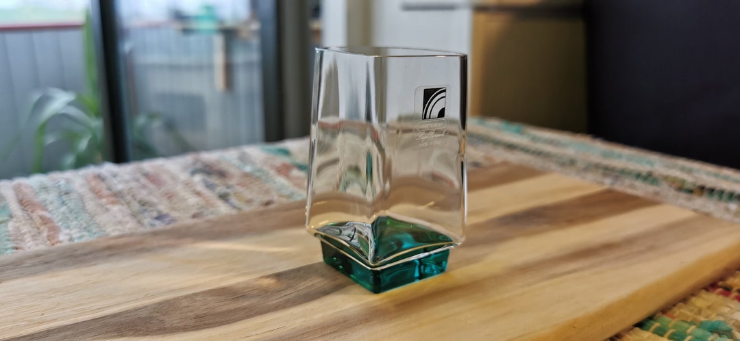 LUIGI BORMIOLI Light & Music Series 8 Shot Glasses. Made in Italy ...