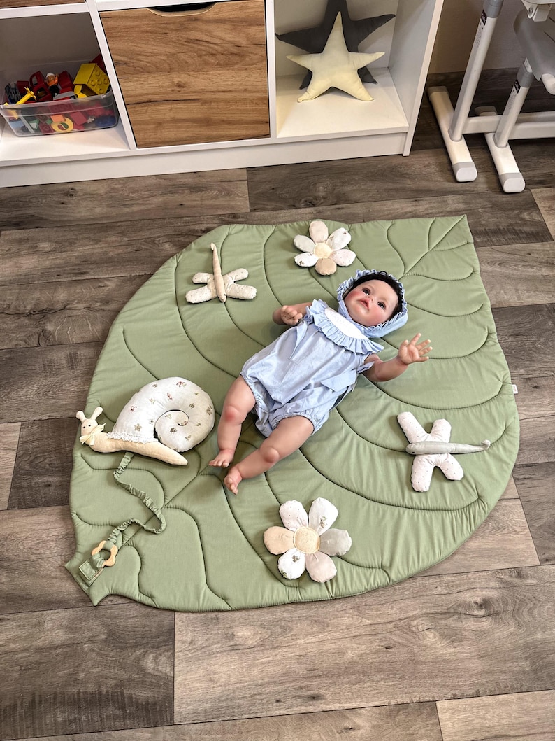 Leaf Baby Play Mat | Tummy Time Mat | Montessori Sensory Toy | Snail ...