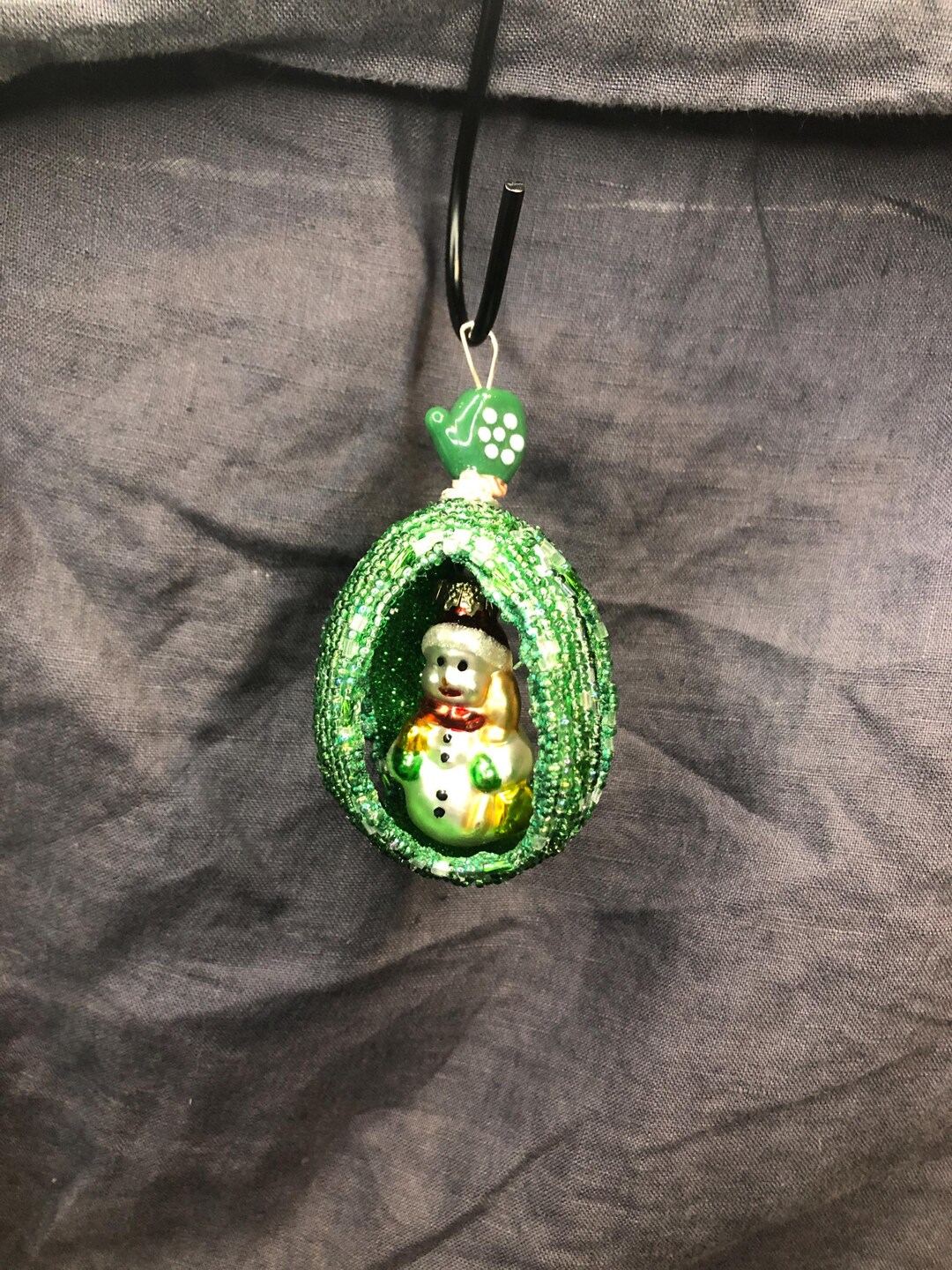 Eggshell Diorama Green & White With Miniature Glass Snowman and Green ...