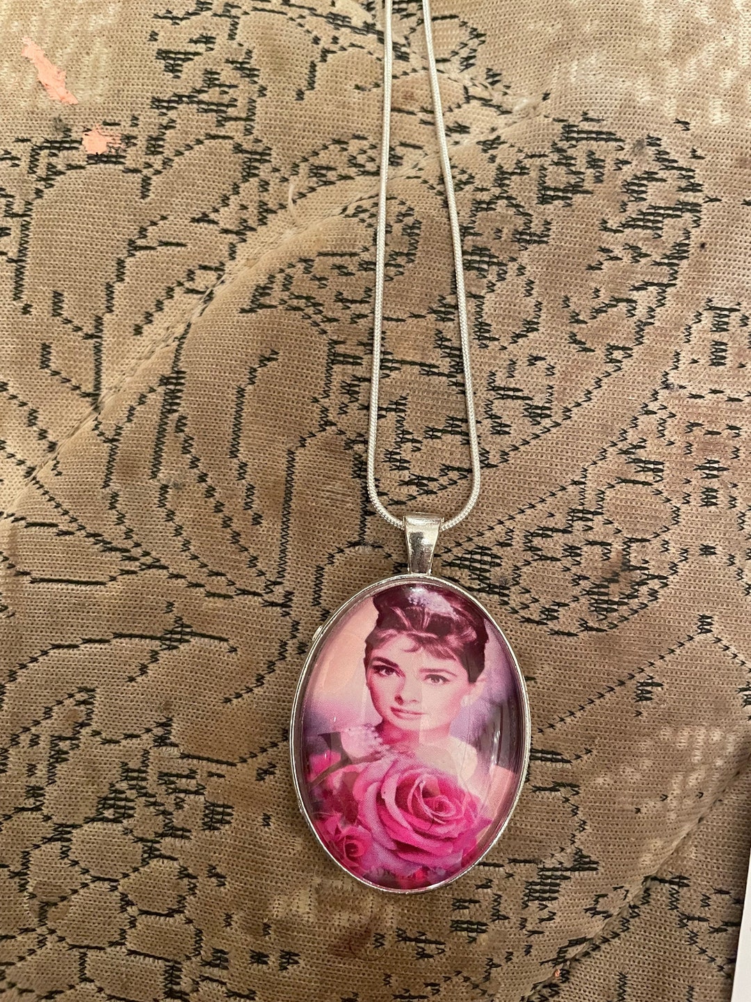 Retro Audrey Hepburn Pink Bloom Large Oval Silver Pendant Necklace - Etsy