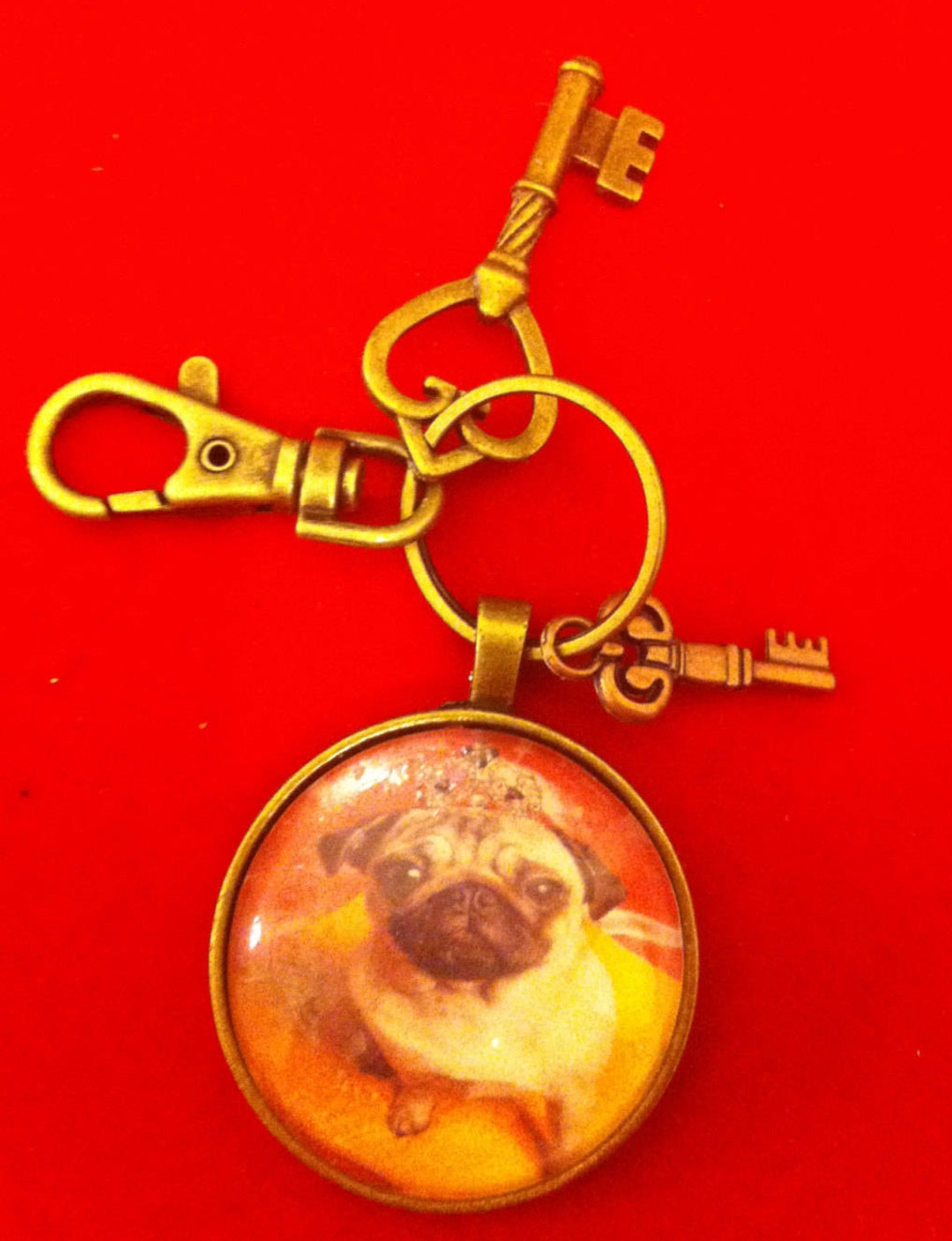 PUG Tiara Large Round Key Chain W/ Swivel Clip & Vintage Keys - Etsy