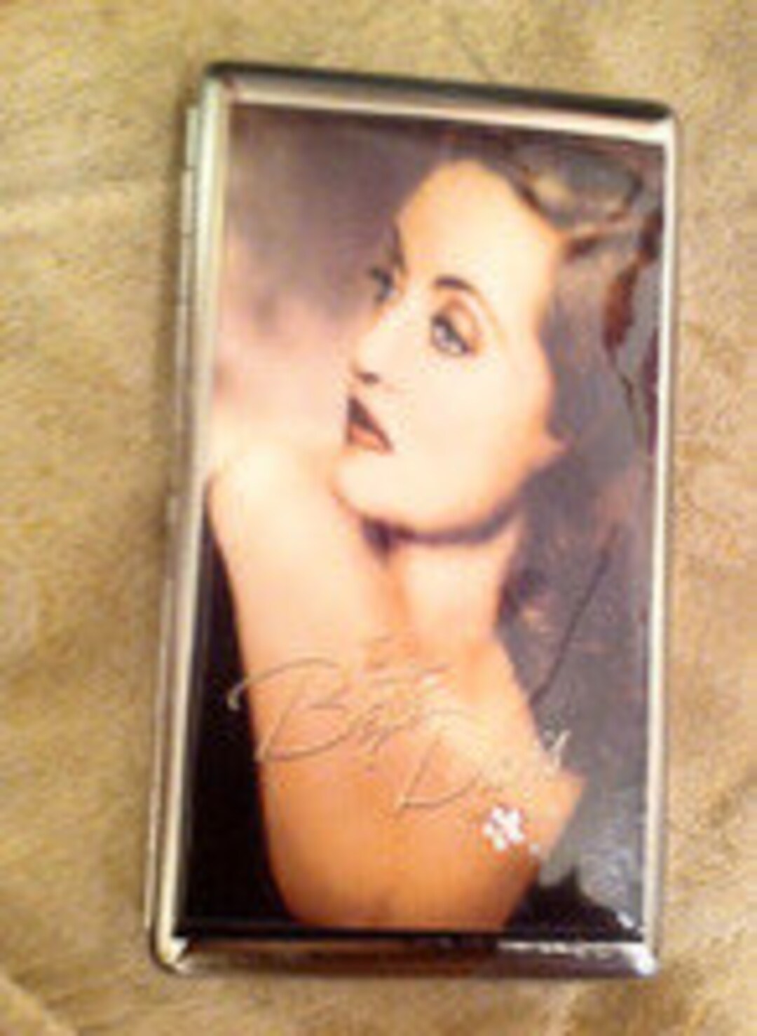 Bette Davis Tissues Mirror Compact or 2-clip 120s Cigarette Wallet Case Business Credit Card ...