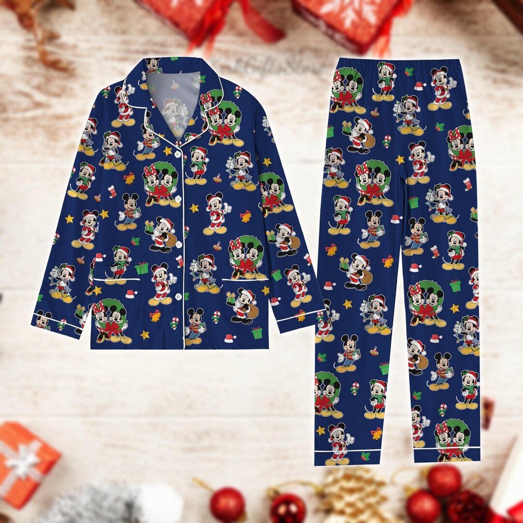 Disney Mickey and Friends Christmas Pajamas, Disney Holiday Sleepwear ...
