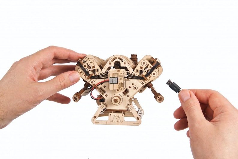 UGEARS Mechanical V8 Motor Model Kit - 3D Wooden Puzzle DIY ...