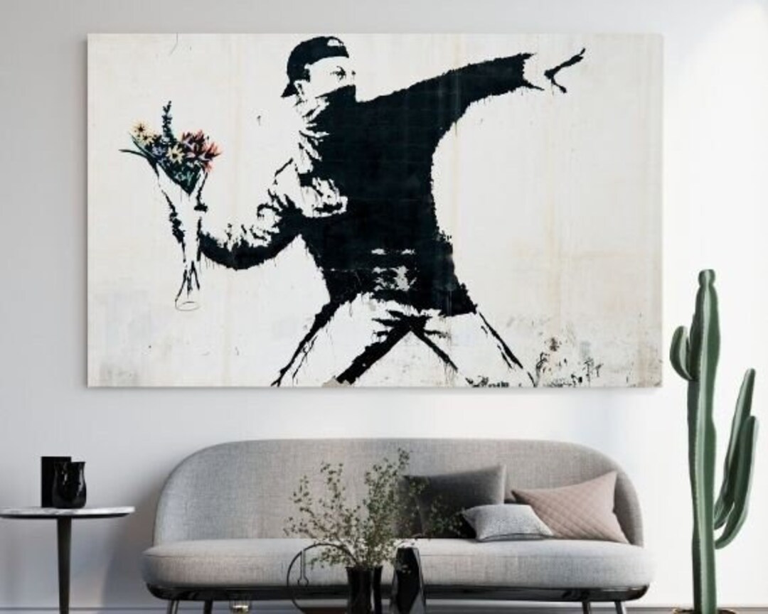 BANKSY: Flower Thrower. Throwing Flowers Street Art, Banksy Art, Banksy ...