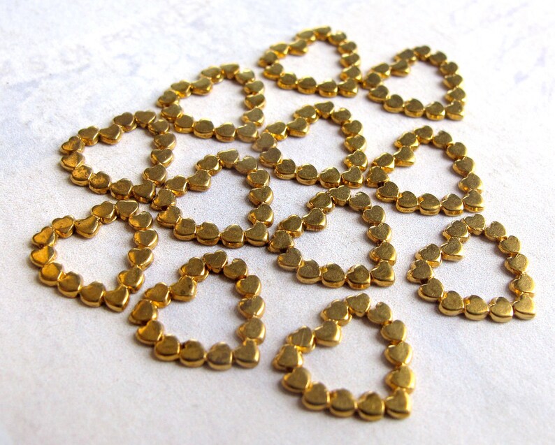 Tiny Vintage Brass Heart Charm (16X) (V414) - Etsy