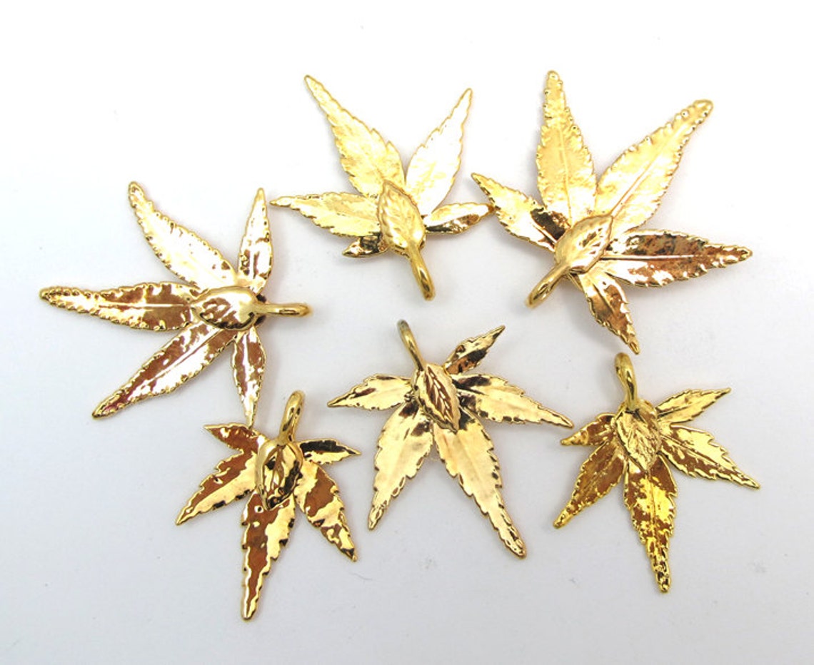 Electroplated Gold Maple / Pot Leaf Pendants 2x V292 | Etsy
