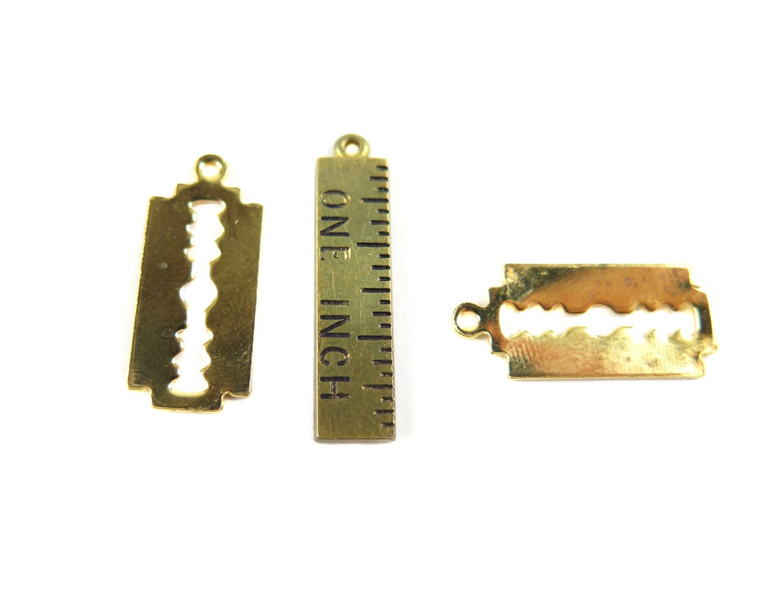 Vintage Style Gold Plated Razor Blade Engraving Charms Dull Edge 4X ...