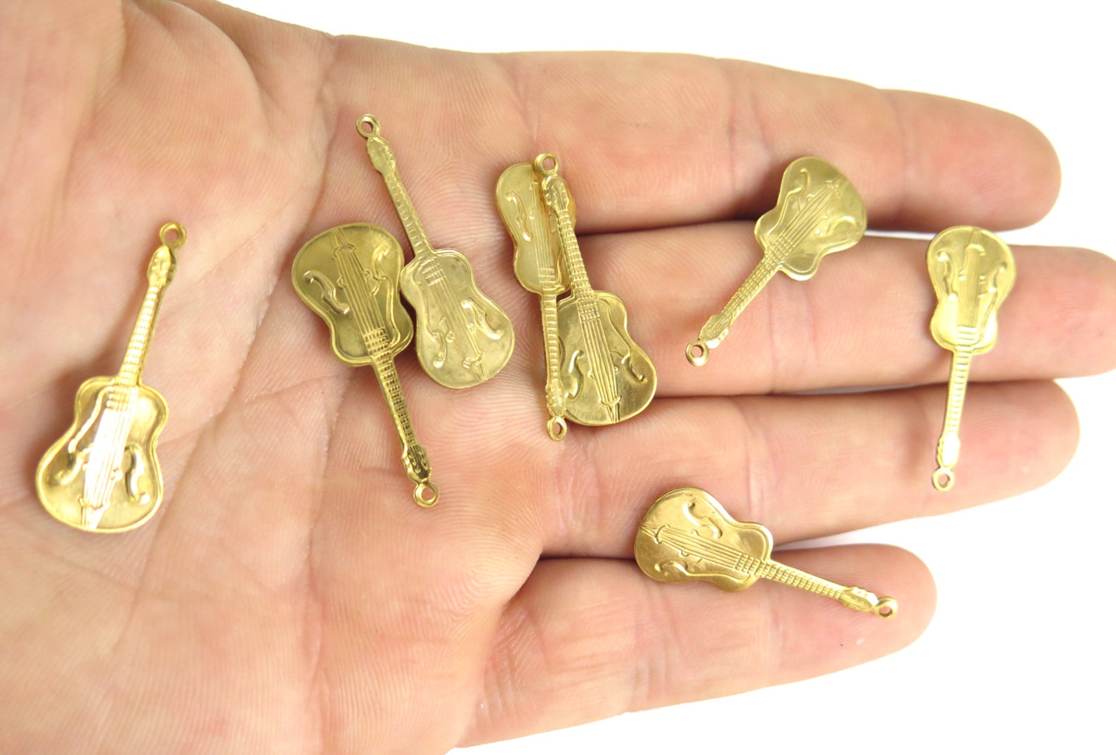 Brass Guitar Charms (8X) (M670-A) - Etsy