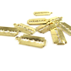 Vintage Style Gold Plated Razor Blade Engraving Charms Dull Edge 4X ...