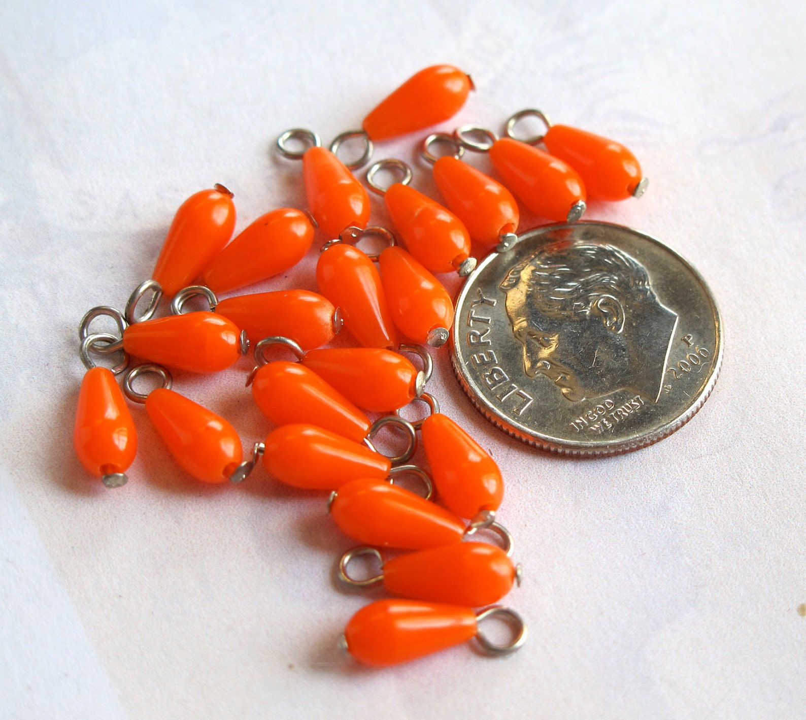 Vintage Japanese Orange Plastic Teardrop Charms 20X B554 | Etsy