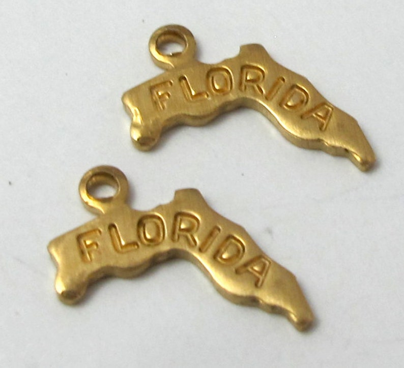 Engraved Tiny Raw Brass Florida State Charms 6X A408-A | Etsy