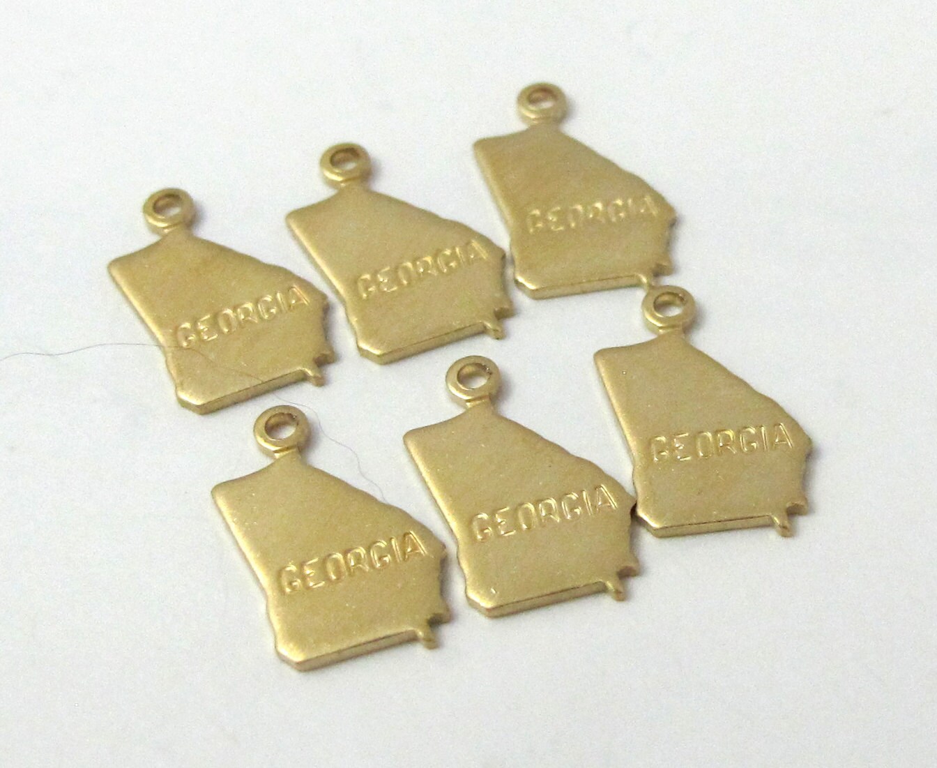Engraved - Tiny Raw Brass Georgia State Charms (6X) (A409-A) - Etsy