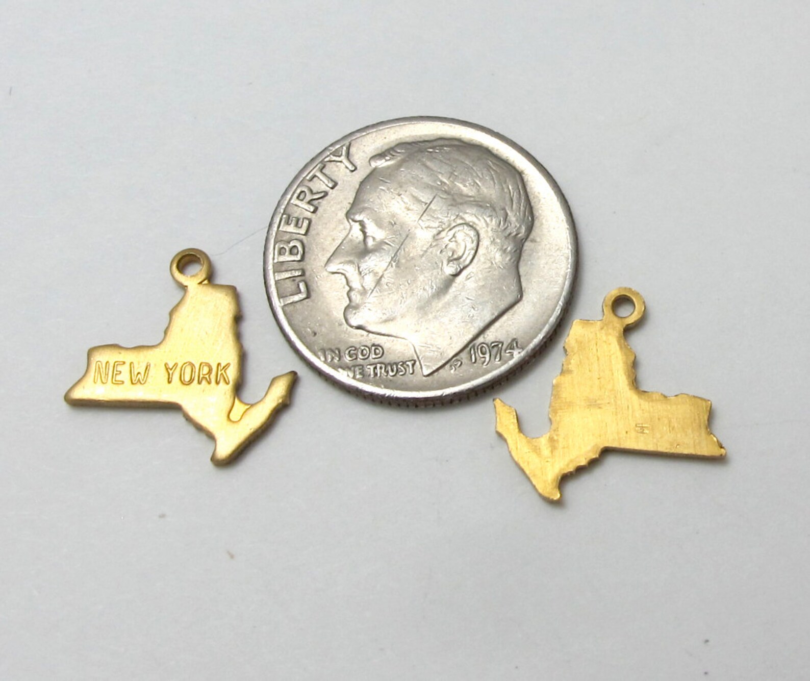 Blank Tiny Raw Brass New York State Charms 6X A431-1 | Etsy
