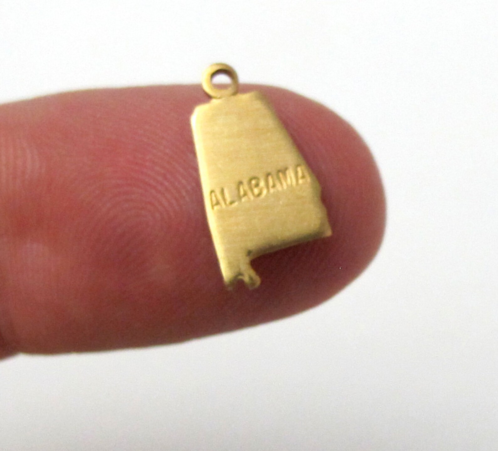 Engraved Tiny Raw Brass Alabama State Charms 6X A400-A | Etsy