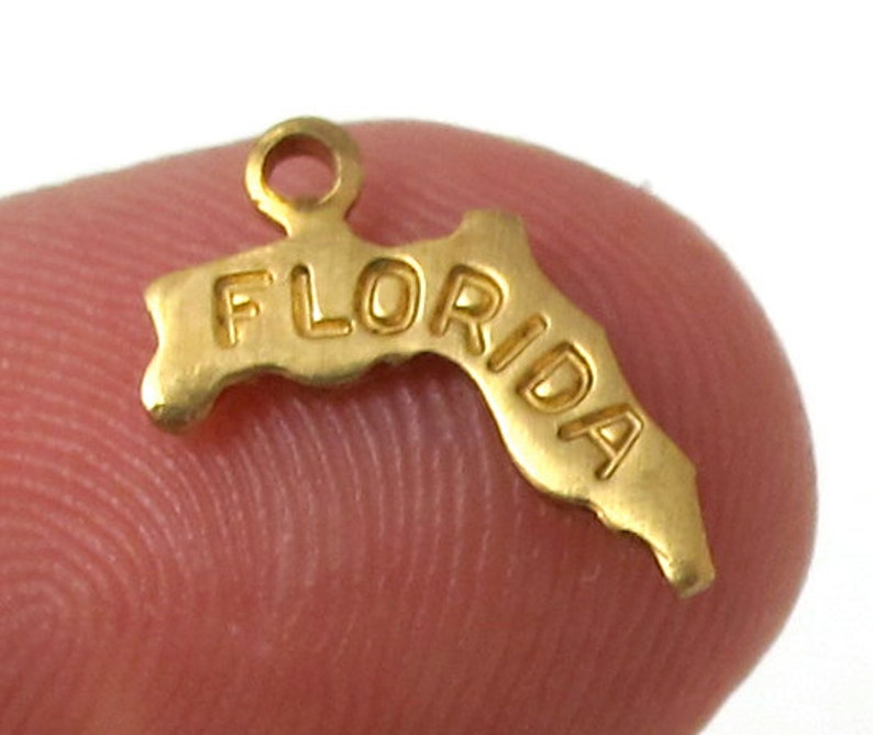 Engraved Tiny Raw Brass Florida State Charms 6X A408-A | Etsy