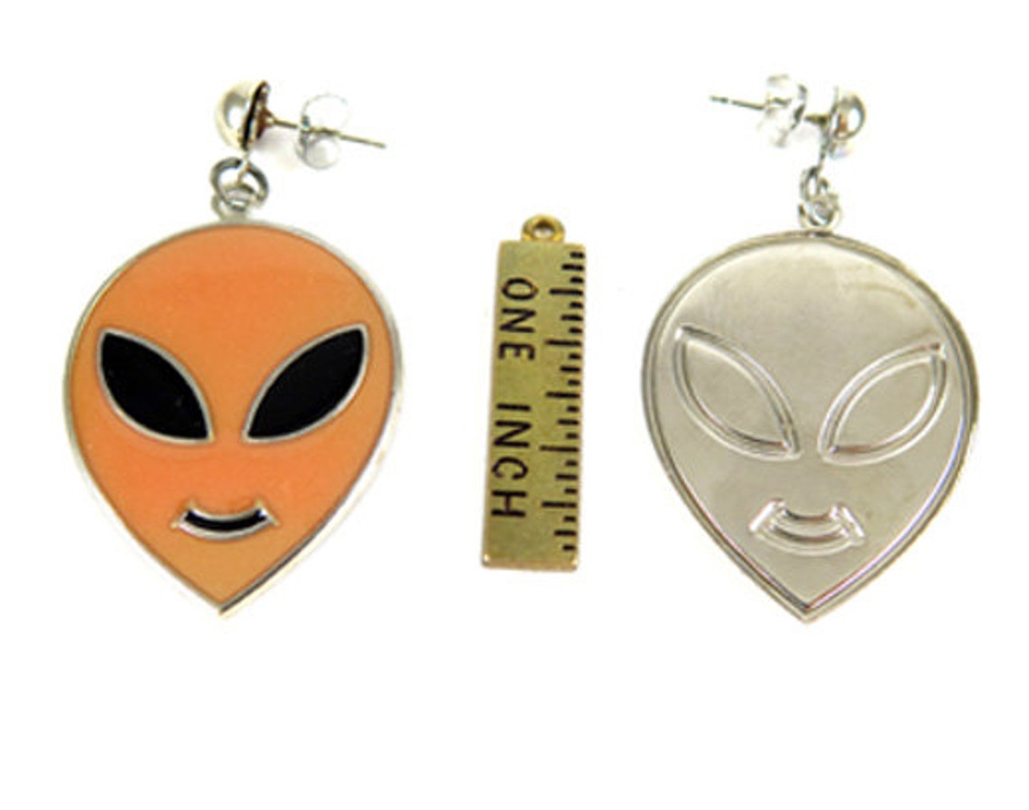 Vintage Light Orange / Peach Alien Head Earrings / Pendants 1 | Etsy