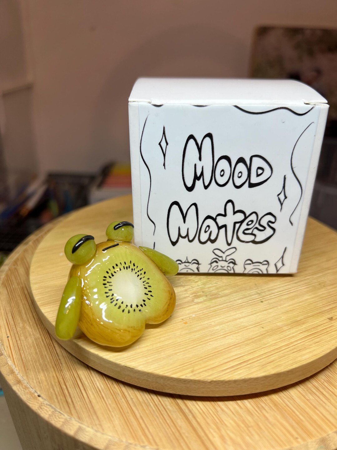 Kiwi Fruit Frog | Desk Figurine and Worry Stone - Etsy Australia