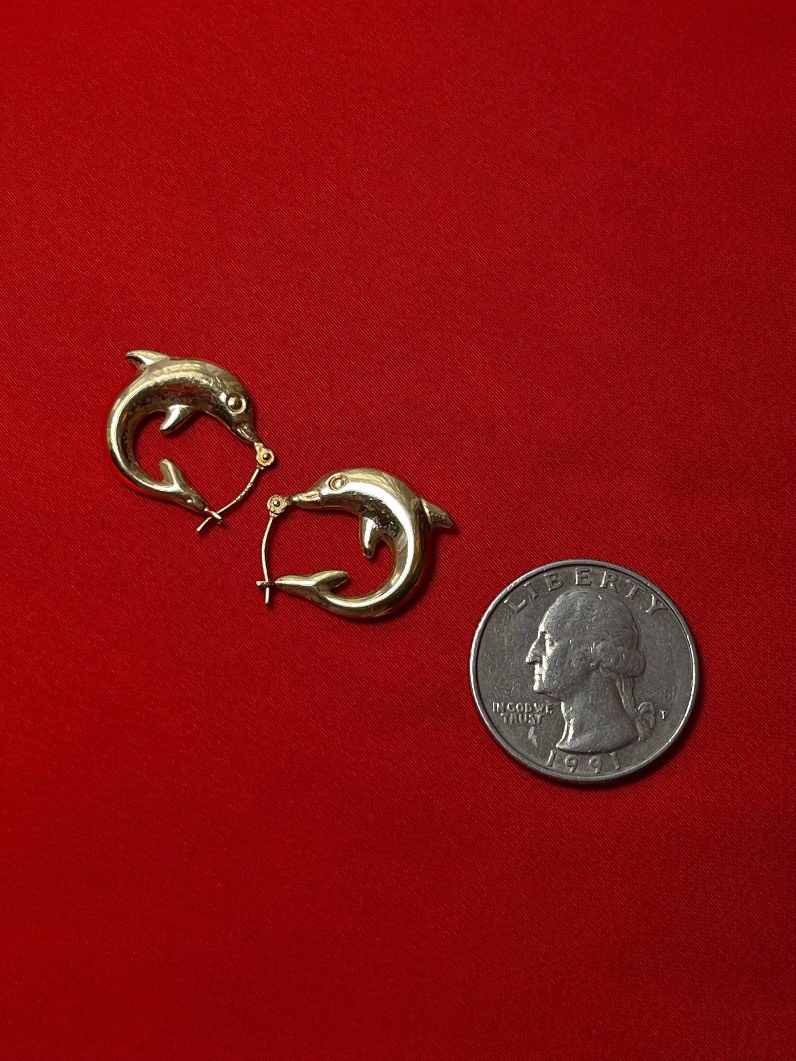 14K Yellow Gold Dolphin Hoop Earrings - Etsy