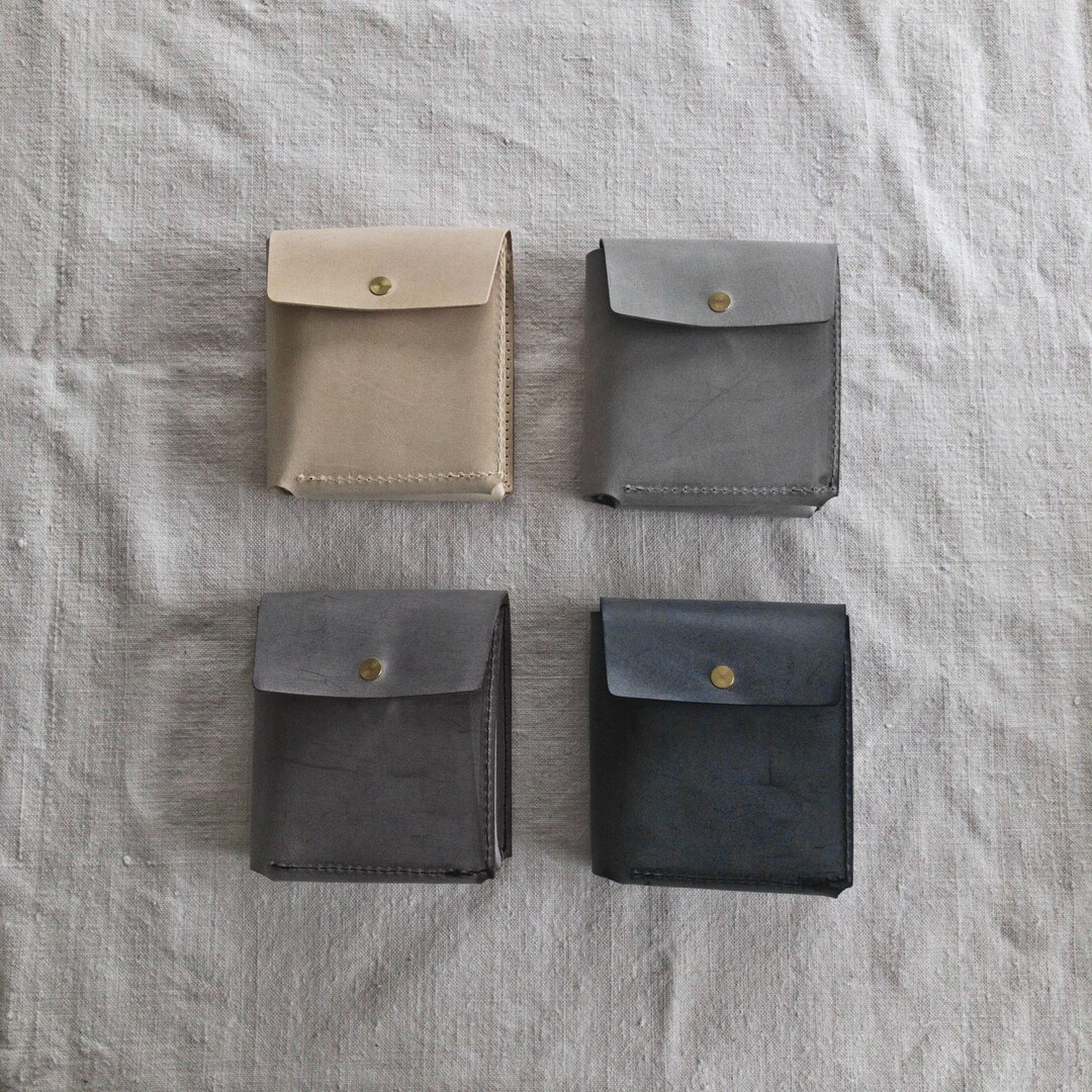 Natural Leather Bi-fold Wallet, Handmade in Japan, Wallet for Men ...