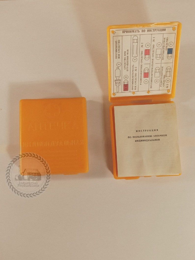Vintage USSR Army AI-2 First Aid Kit Cold War Era Medic Box Ukrainian ...
