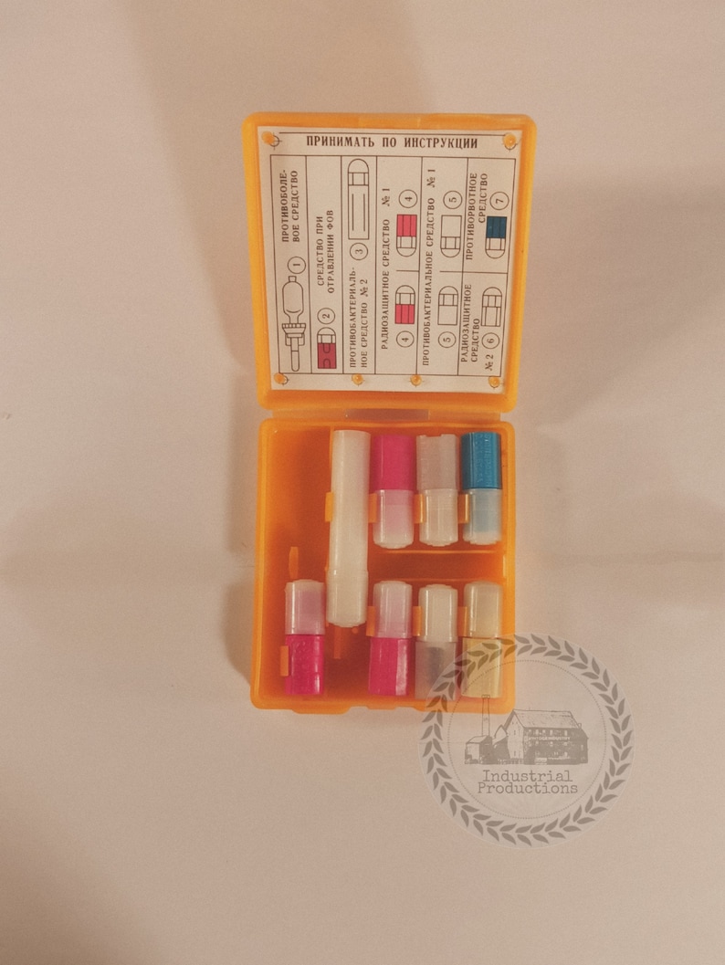 Vintage USSR Army AI-2 First Aid Kit Cold War Era Medic Box Ukrainian ...