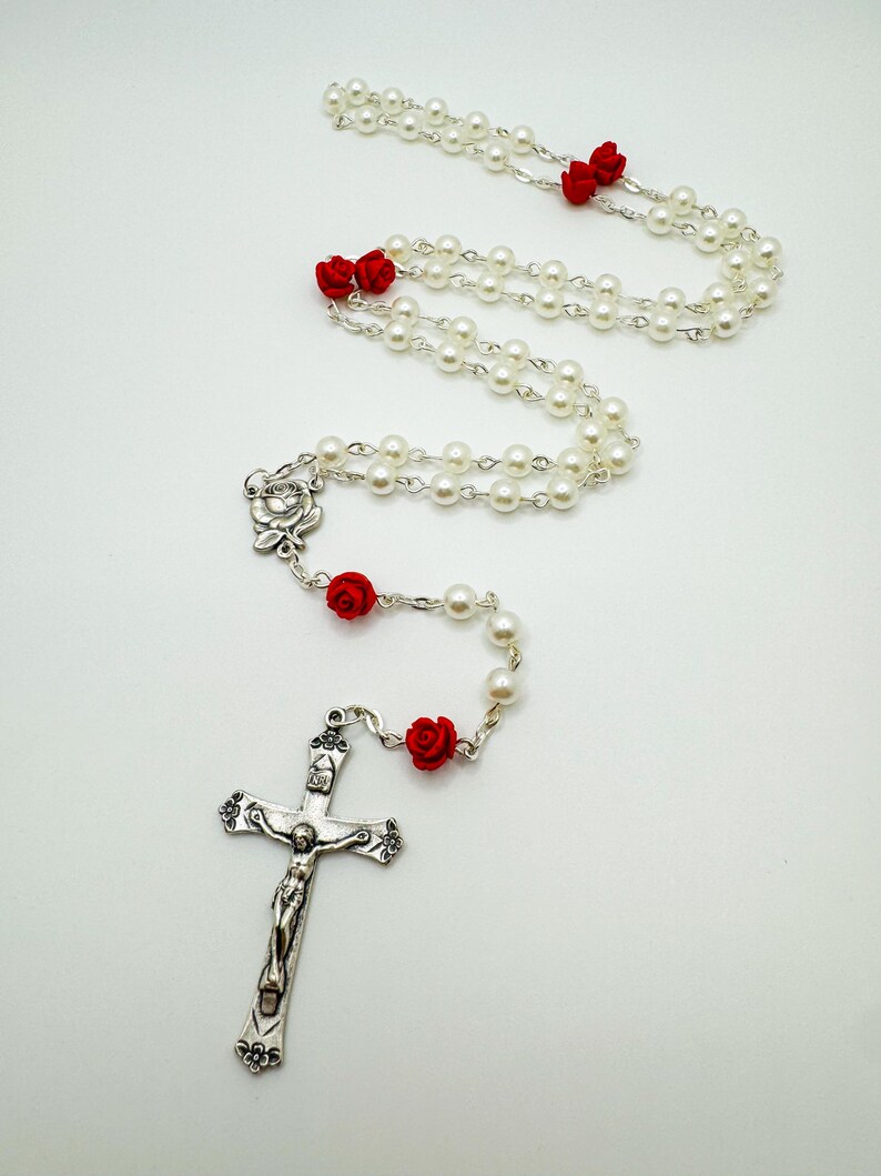 Pearl and Rose Rosary Floral Crucifix Miraculous Medal Our Lady of ...