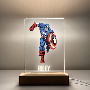 America Hero Night Light up LED Table Desk Lamp Stand Superhero Girls ...